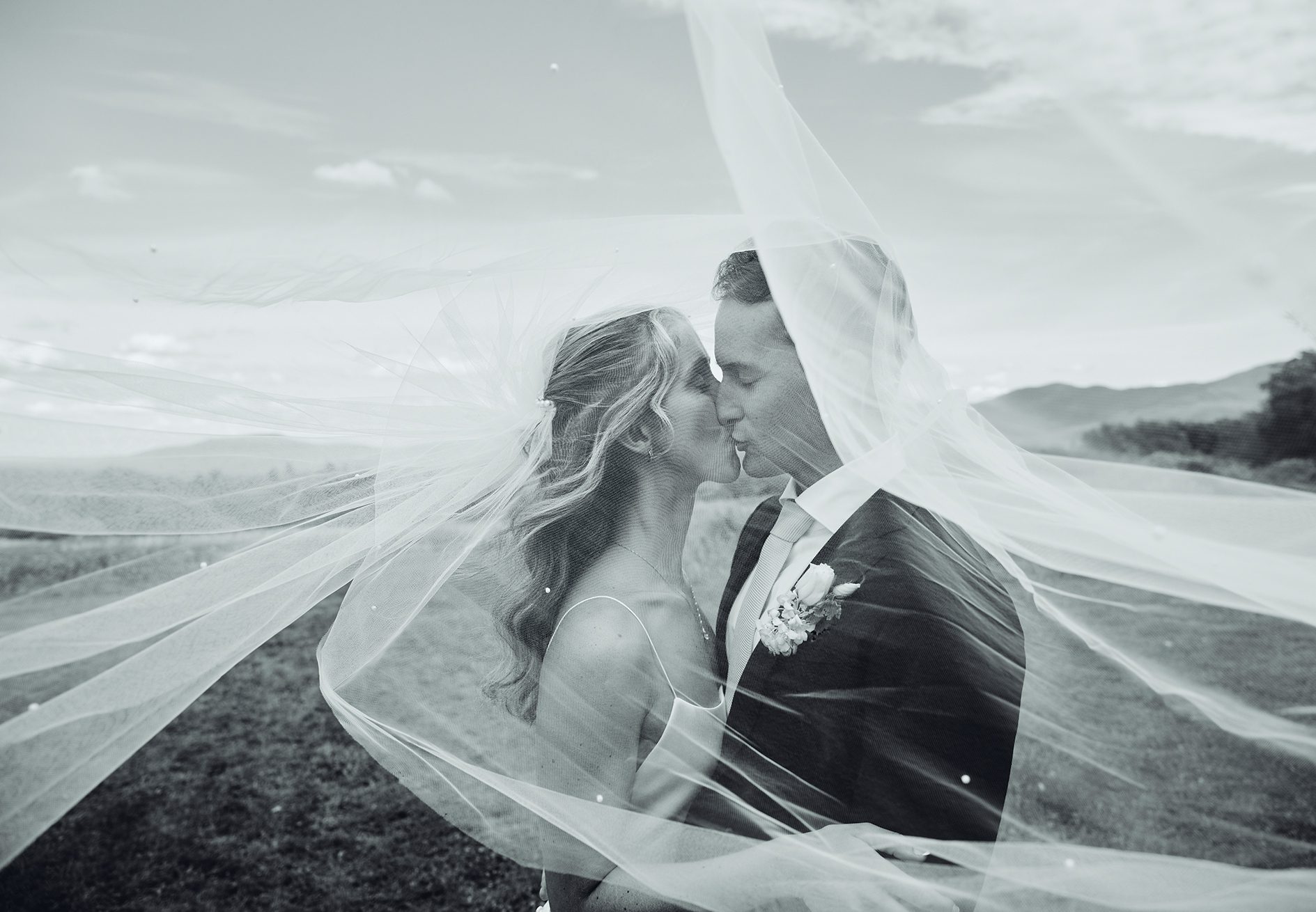 Isabelle and Michael's Wedding at The Trapp Family Lodge (photo + video ...