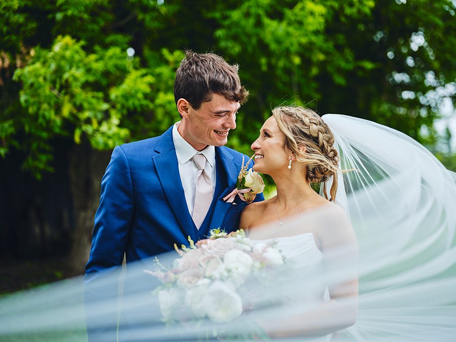 Ally and Landis' Wedding at Vermont Swiss and Bloom Farm (photo+video ...